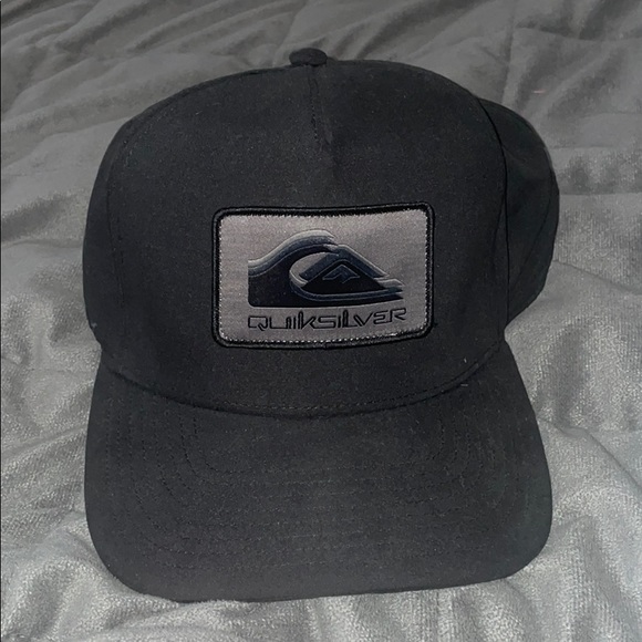 Quiksilver | Accessories | Quicksilver All Black Snapback | Poshmark